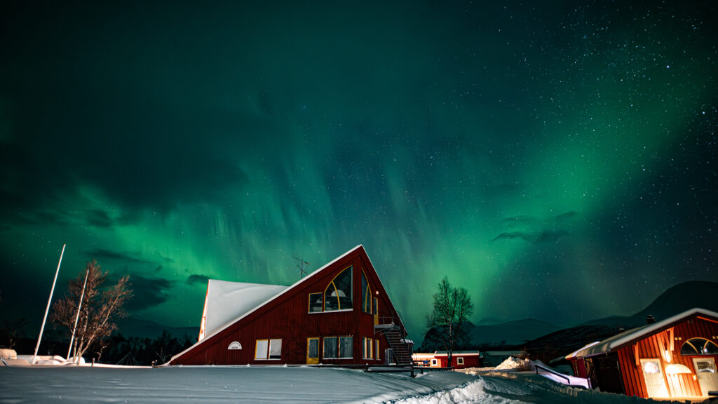 Nikkaluokta: The Gateway to the Kebnekaise Mountains